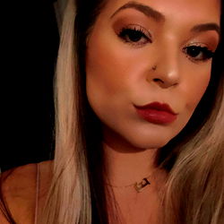 Emi Baby's OnlyFans Catalogue Profile Page: A Comprehensive Review